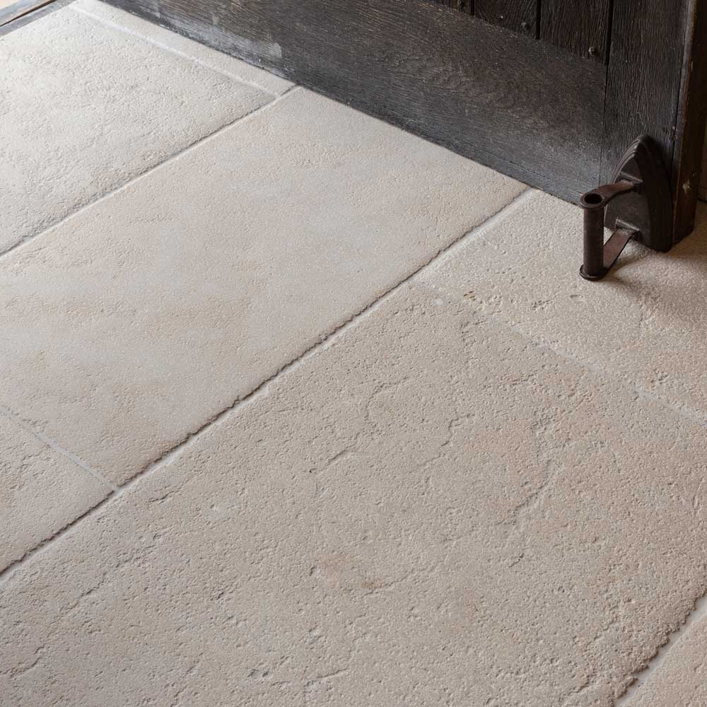 Paris casa limestone flooring - Natural Stone Consulting