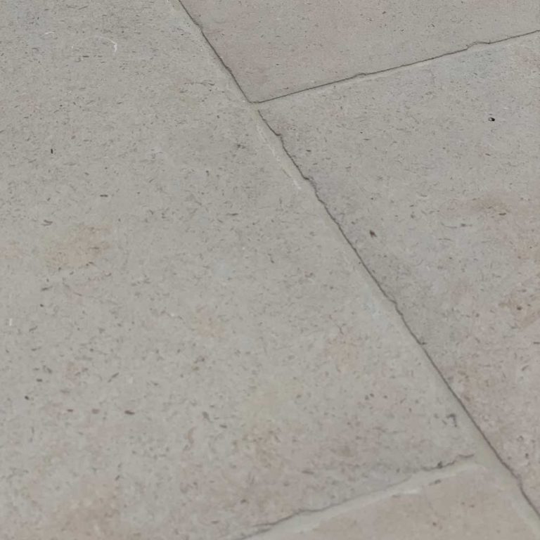 Portland stone flooring aged - Natural Stone Consulting