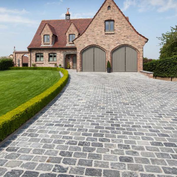 Yorkstone setts – Natural Stone Consulting