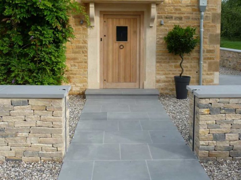 Yorkstone paving and cobbles - Natural Stone Consulting