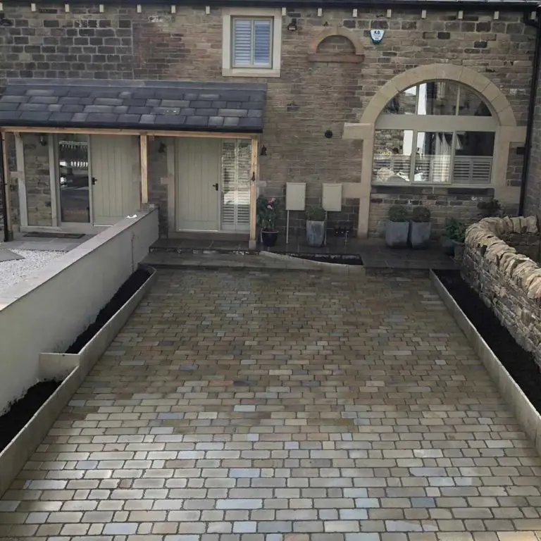 Yorkstone driveway setts for outside - Natural Stone Consulting