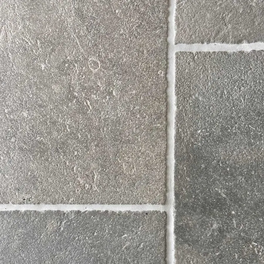 Bastille bleu limestone paving - Natural Stone Consulting