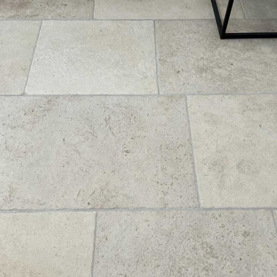 French white antiqued limestone – Natural Stone Consulting